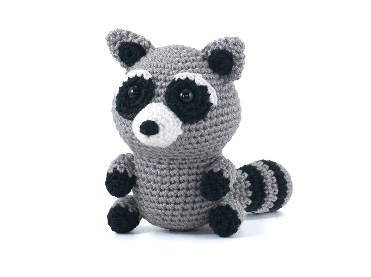 Free Raccoon crochet pattern - DIY Fluffies Amigurumi crochet and Toy ...