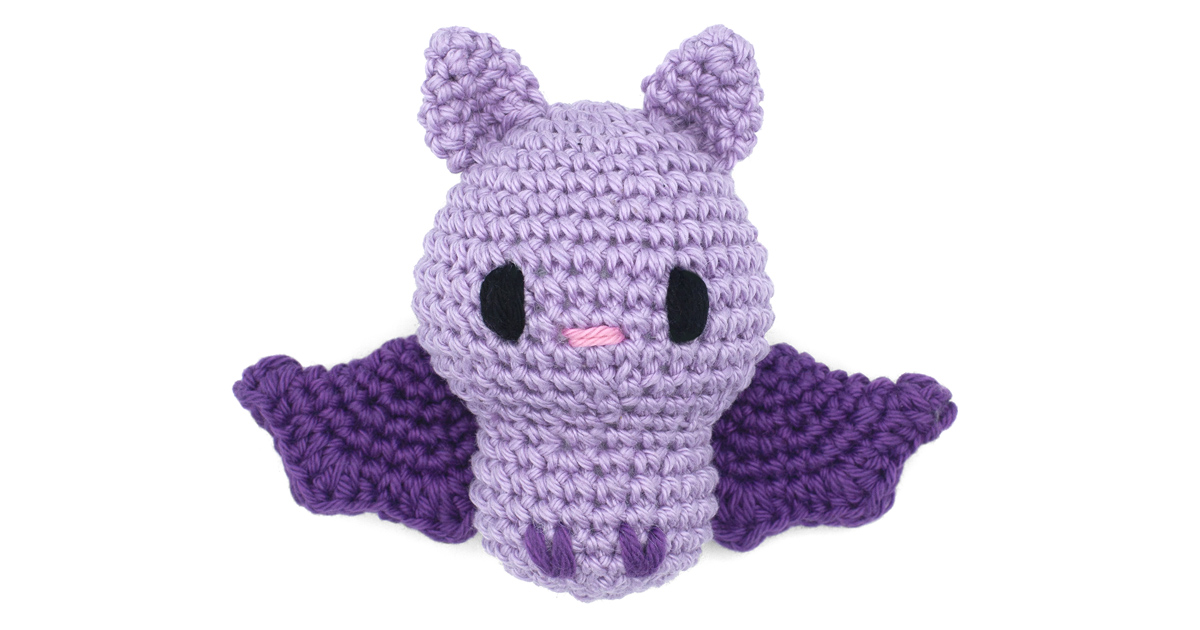Free Bat Crochet Pattern - DIY Fluffies Amigurumi toy patterns